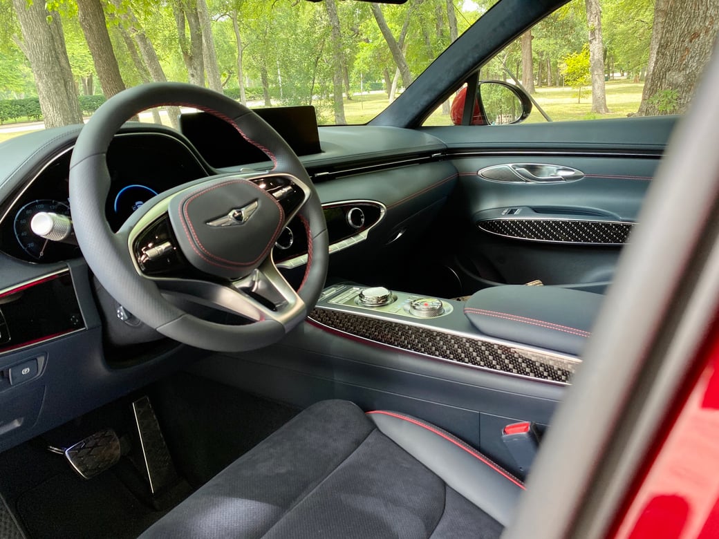 2022 Genesis GV70 3.5T Sport Prestige Review