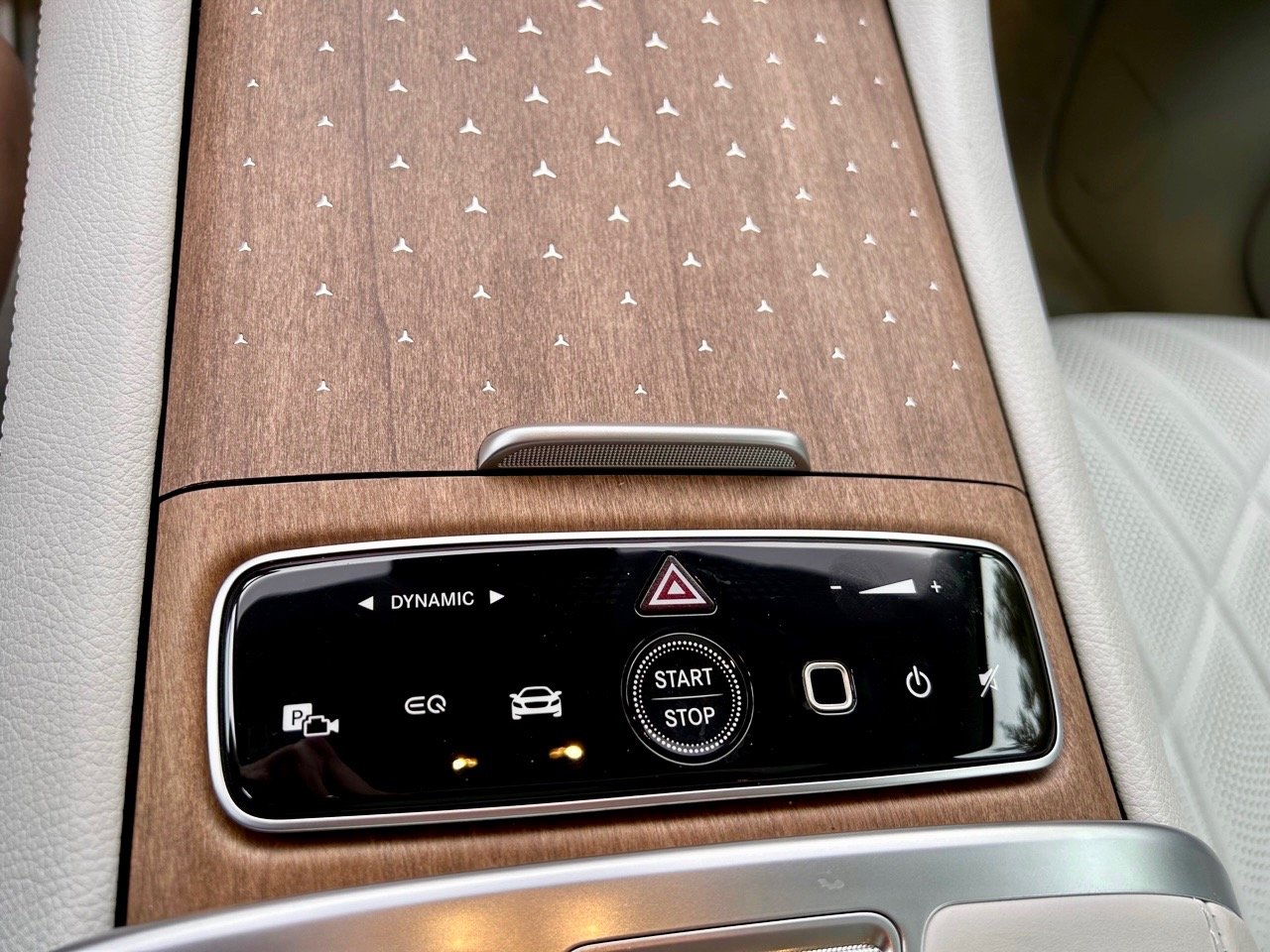 REVIEW: All-Electric 2023 Mercedes-Benz EQS 580 SUV