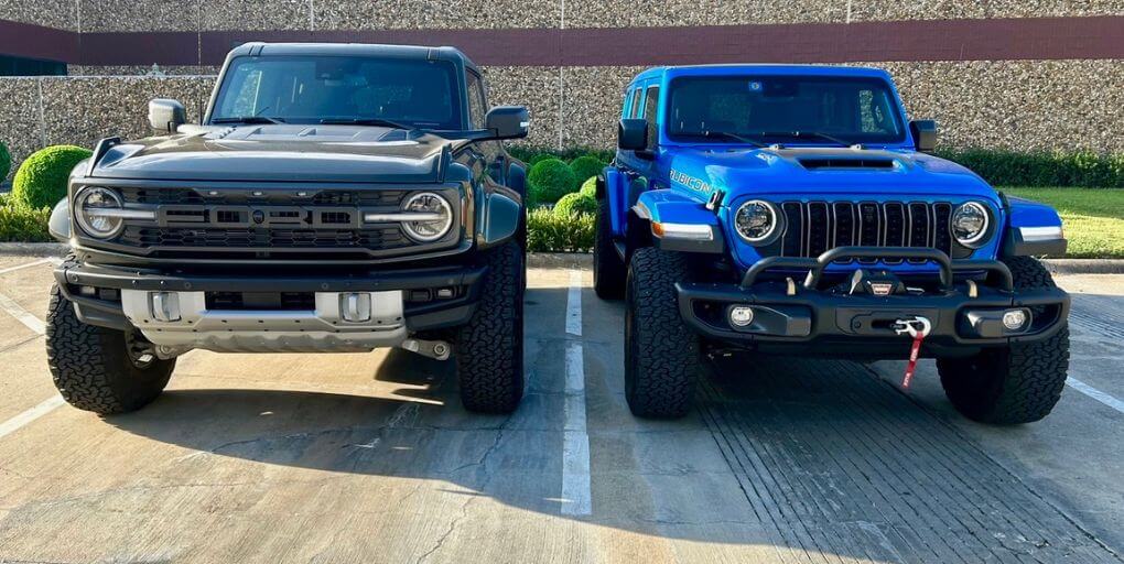 A Head-To-Head Comparison Of The Ford Bronco Raptor and Jeep Wrangler ...